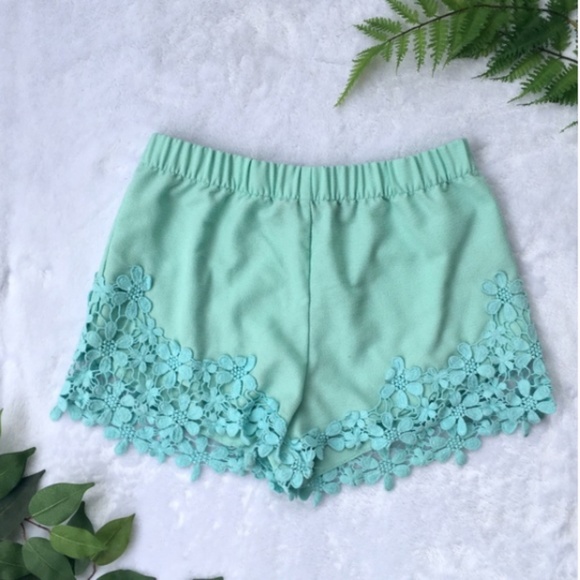 Zara | Shorts | Zara Trafaluc Mint Green Floral Trim Shorts S | Poshmark